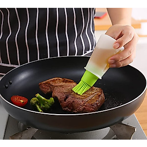 HLLMX 2 PCS Silicone Oil bottle brush Portable Oil Bottle Barbecue Brush Silicone Cooking Grill Barbecue Baking Pastry Oil,Honey,Sauce Bottle Brush Silicone Kitchen bbq Cooking Tool