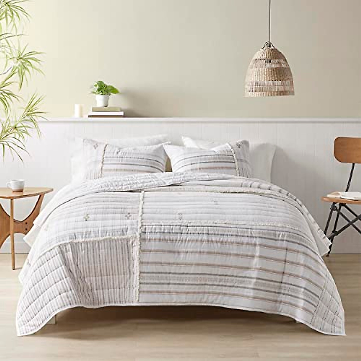 INK+IVY Salar Cotton Quilt Set - Stripe Patchwork Design with Fringe Trim Accent, Prewashed Coverlet, All Season, Breathable and Lightweight Cover, Cozy Summer Blanket, Full/Queen Natural 3 Piece