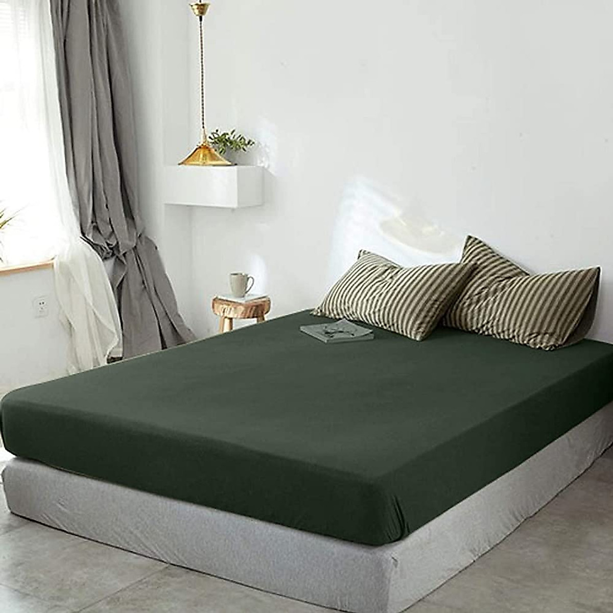 AMWAN Olive Green 4 PCS Bedding Set 【1 Queen Duvet Cover + 2 Standard Queen Pillowcases + 1 Queen Fitted Sheet】