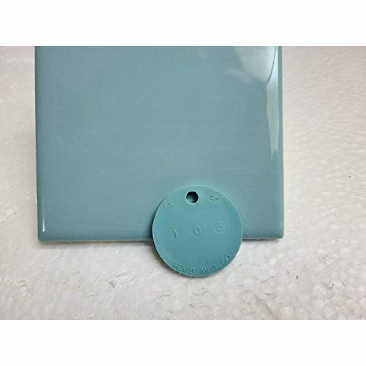 Surf Green 4 inch Blue Aqua Glow Ceramic Tile 4.25 in 4x4 Subway Square Daltile Color 0197 Classic Color 105 Box 10 Piece