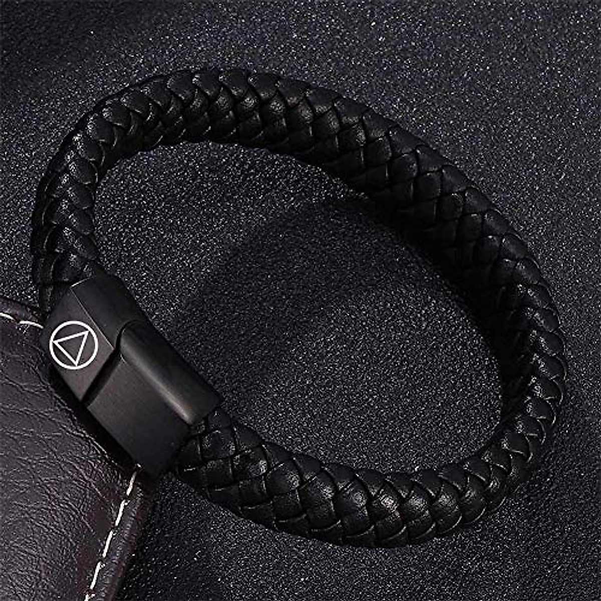 ForeverWill 1 Year AA NA Sobriety Jewelry Gifts for Men Women,Inspirational Magnet Leather Recovery Bracelets,Personalized Narcotics Alchohol Addiction Recovering Friends Family,Customized Black