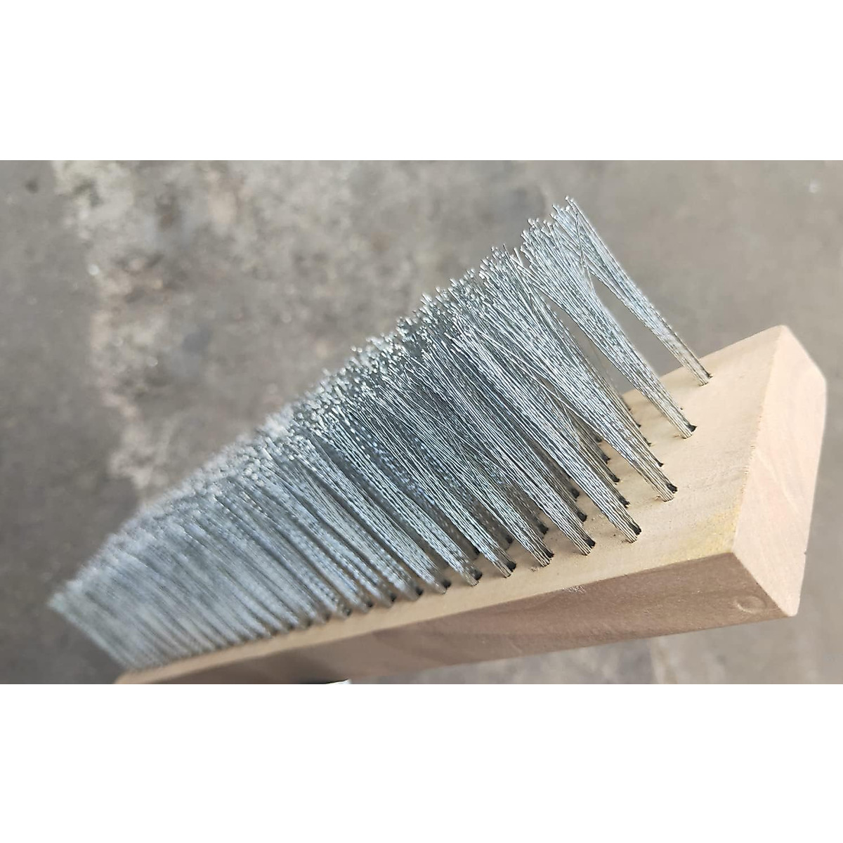 16" Heavy-Duty Rough Surface Floor Brush,Stainless Steel Wire Large Deck Scrub Brush 16" x 2.7” Removes Snow, Dirt & Grime on Drivways, Steps, Patios, Decks, Tile, Cement Without Stick (16")