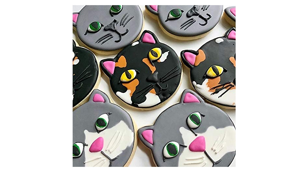 Cat Face Cookie Cutter – 4-inch American Steel Baking Tool