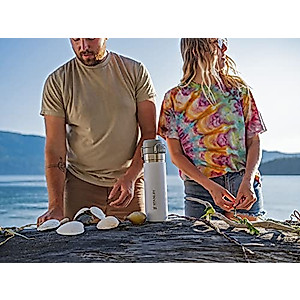 Stanley GO The Quick Flip GO Bottle 24OZ Glass