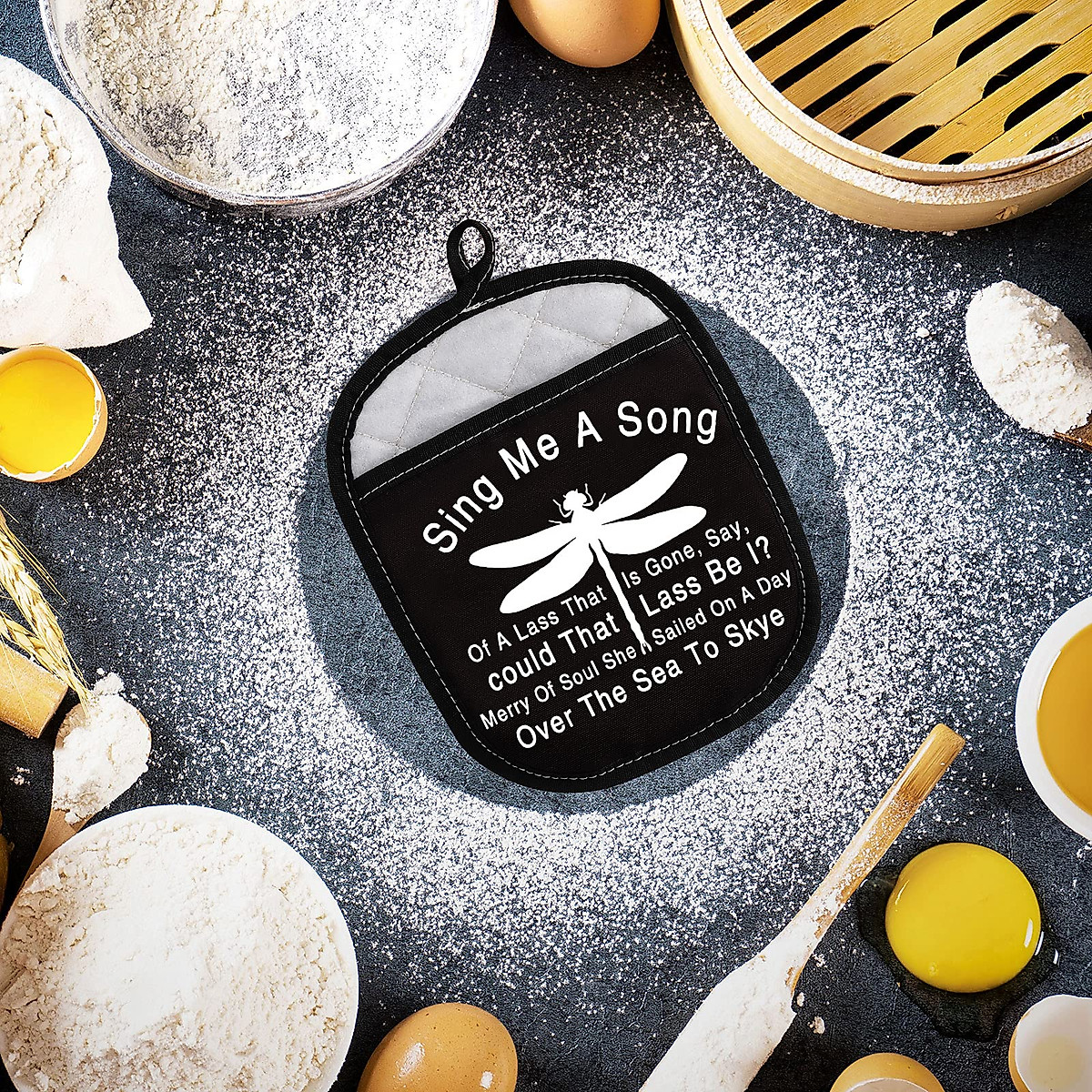 LEVLO Dragonfly Fans Gifts Skye Boat Song Oven Mitts Sing Me A Song of A Lass That is Gone Pot Holders Dragonfly Theme Song Gifts (Sing Me A Song)