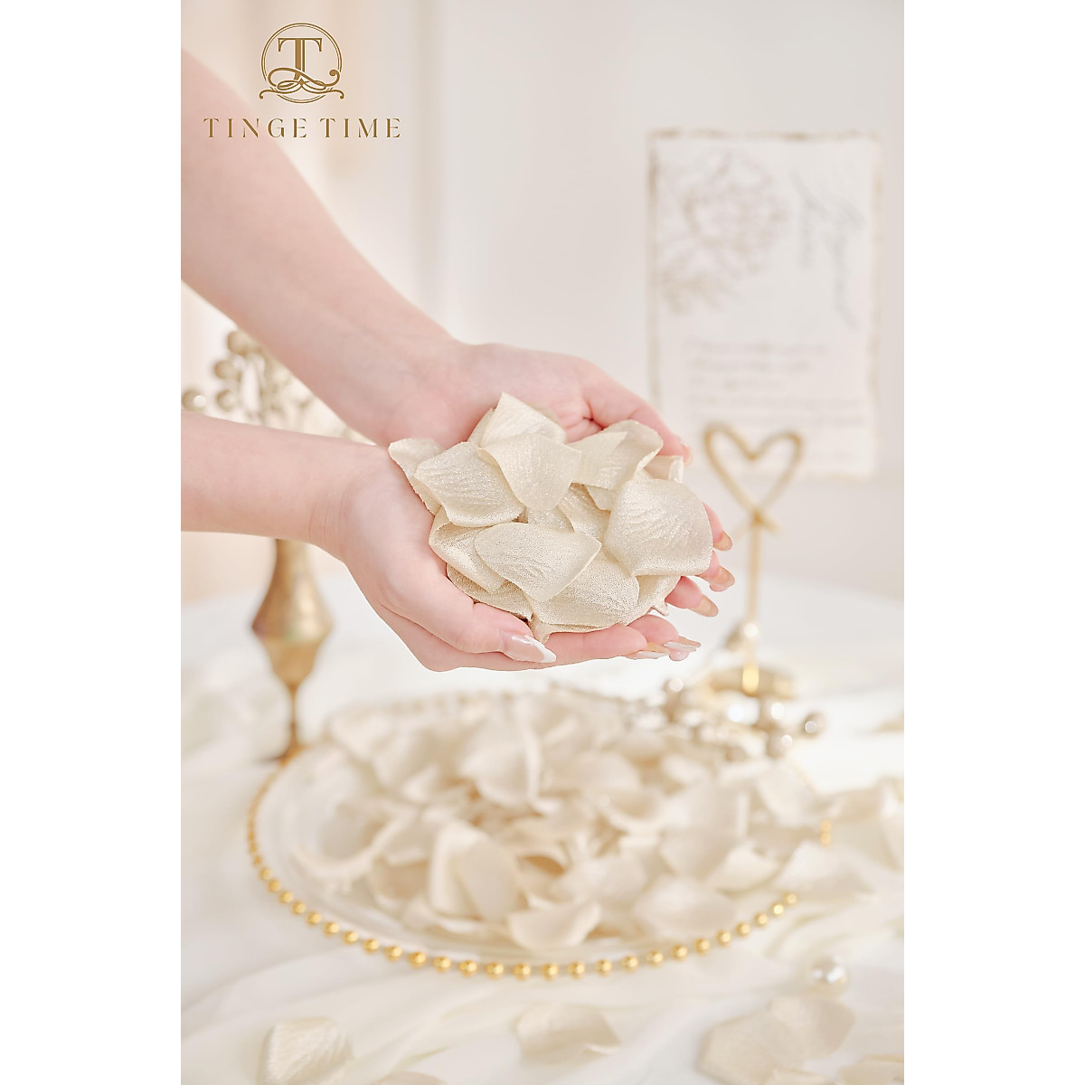 TINGE TIME 300pcs Silk Rose Petals Gold Yarn Flower Petals for Wedding Flower Girl Basket Aisle Scatter Dinner Table Centerpieces Party Bridal Shower Romantic Night Decoration (Light Gold)