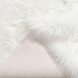 Maxsoft Fluffy Fur Rug for Bedroom, 3 x 5 Feet White Shaggy Faux Sheepskin Rugs for Girls Room Washable, Furry Throw Area Rugs for Dorm Living Room Kids Home Decor