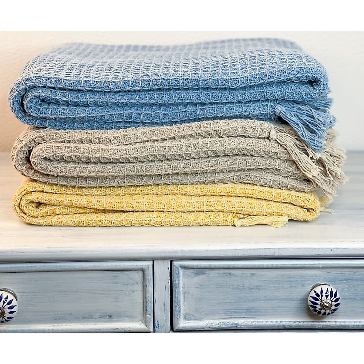 Chardin home Stonewash Beige Waffle Weave Throw, 50x60 Inch 100% Cotton- Large, Wearable, Breathable, Skin-Friendly & Cozy Everyday use Blanket for Couch, Bed, Sofa - Soft & Lightweight Picnic Throw