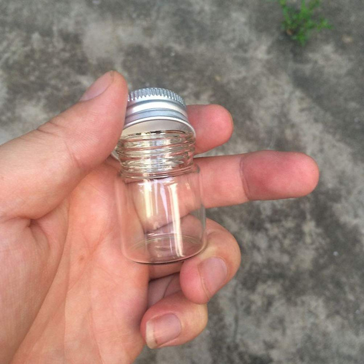 12 Pcs Empty Clear Glass Bottles with Screw Aluminum Cap Mini Container Jars for Essential Oil Powders Cream Ointments Grease Cosmetic Makeup Sample(15ml)