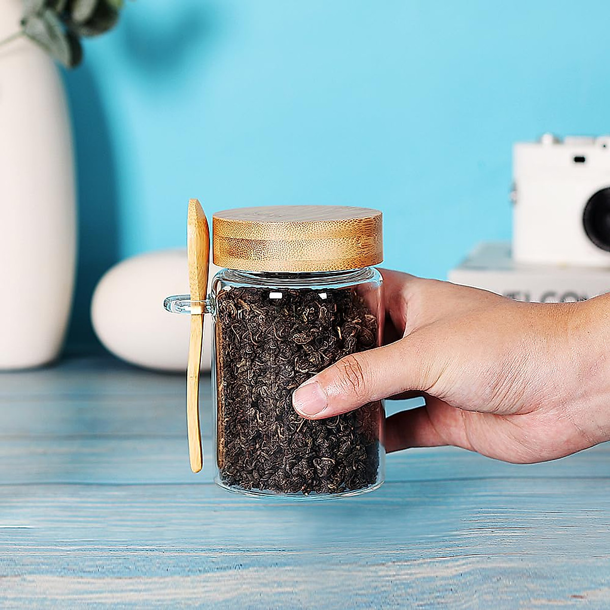 LEAVES AND TREES Y 16 OZ Tea Jars Screw Top for Loose Tea, Set of 6 Loose Leaf Tea Container Airtight, Glass Jars with Screw on Lids and Spoons, Overnight Oats Containers with Lids