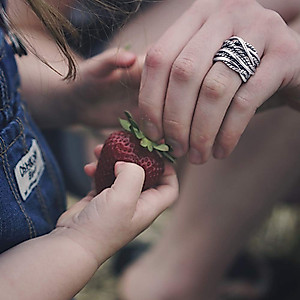 Mytys Gold and Silver Statement Rings for Women Wire Intertwined Design 14K Gold Plated Silver Band Ring Wide Index Finger Rings Costume Jewelry (Silver, 9)