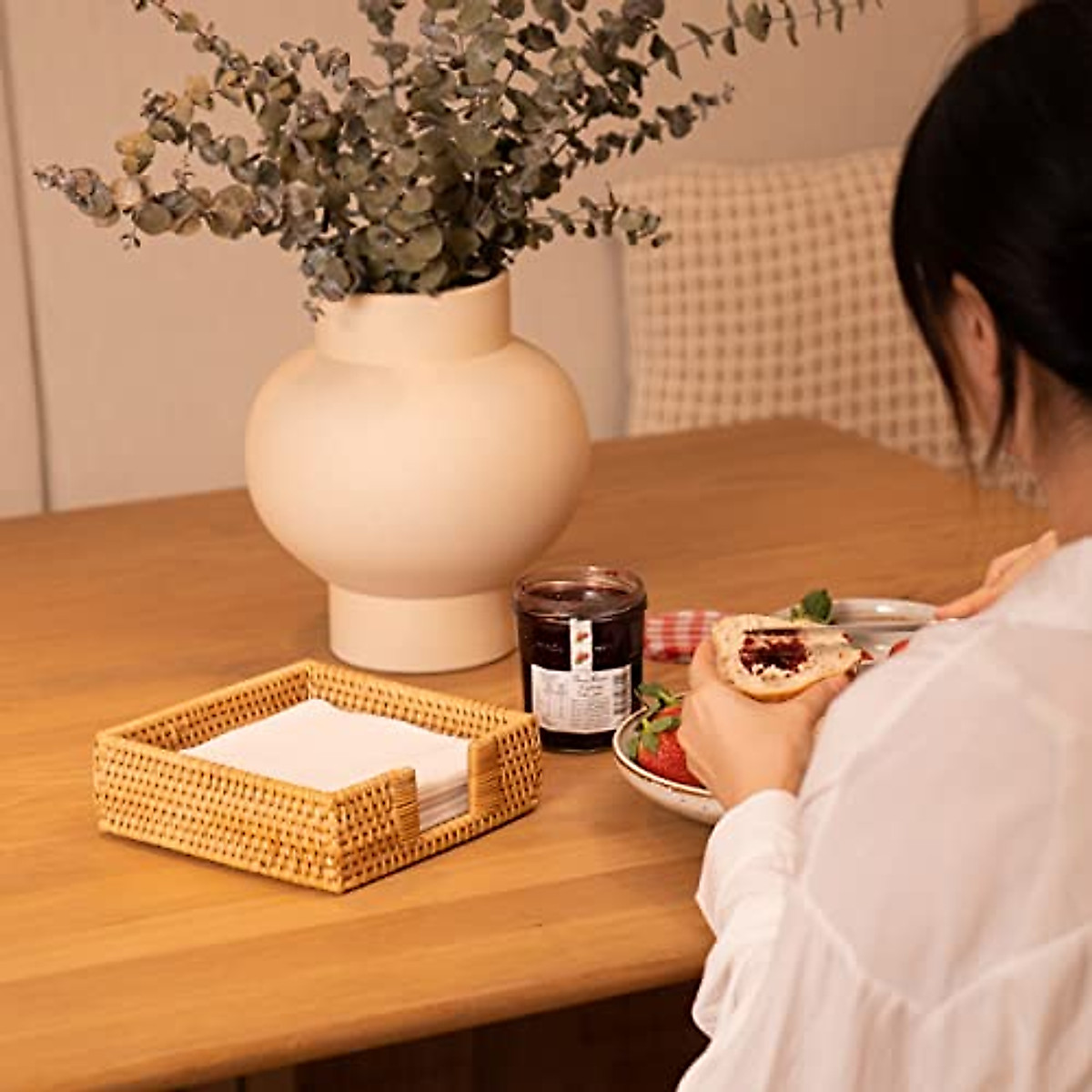 Rattan Napkin Holder Square, 7.5" x 7.5" x 2.5", Wicker Napkin Tray, Woven Guest Towel Holder for Restaurant/Kitchen/Bathroom