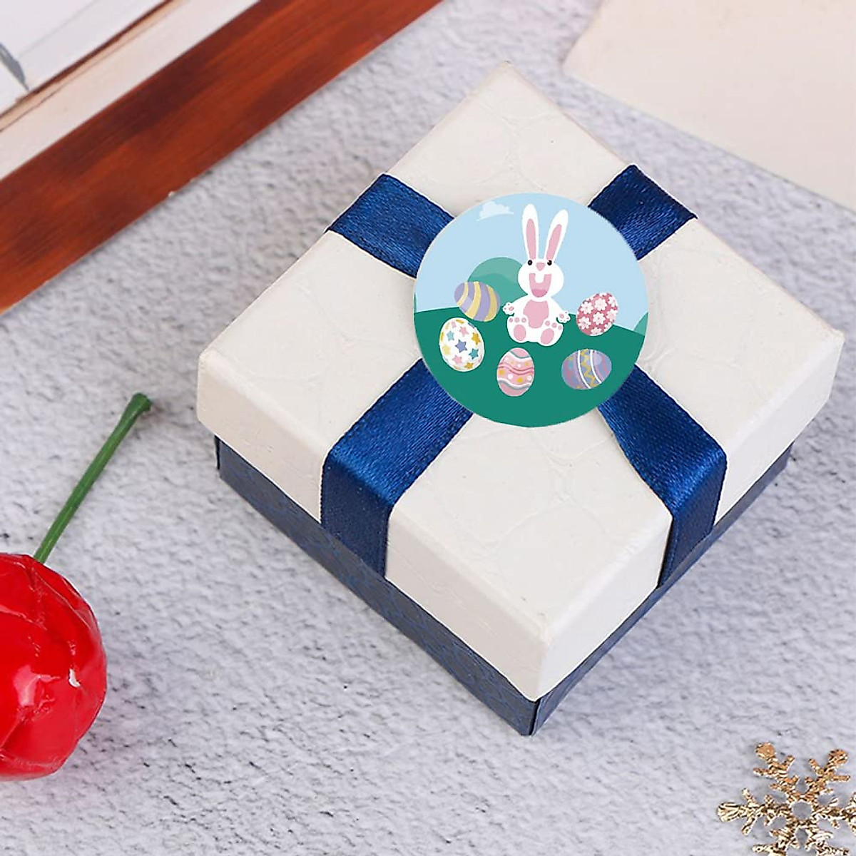 500pcs 1 Inch Easter Stickers Happy Easter Bunny Rabbit Eggs Stickers 8 Patterns Easter Theme Roll Stickers for Kids Easter Art Craft Gift Box Card Party Supplies