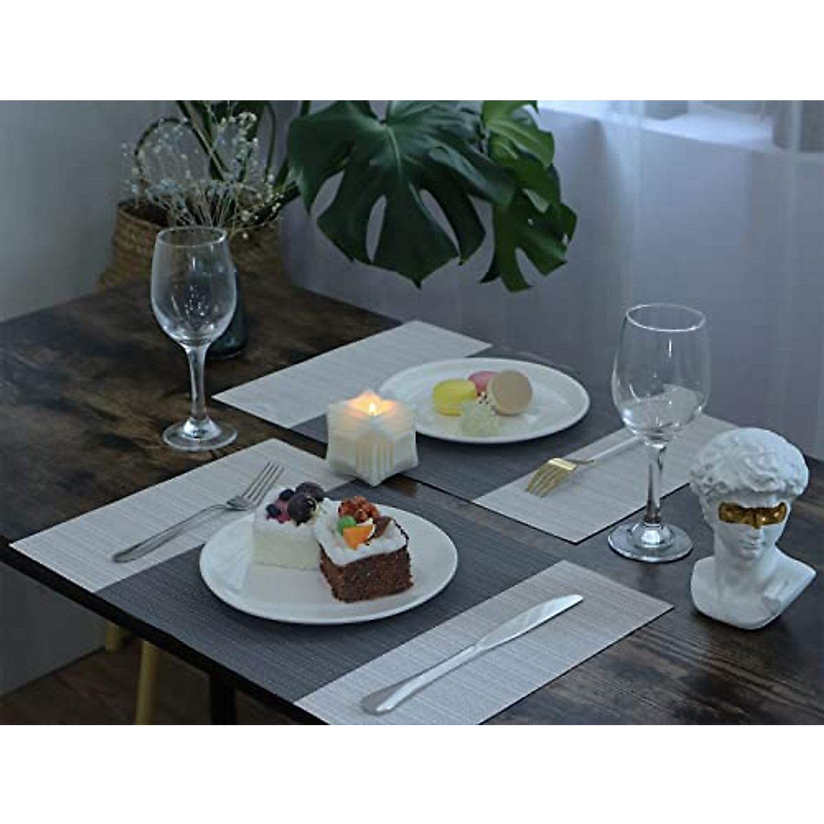 Vinjiasin Placemats Set of 4 for Dining Table Vinyl Woven Placemats Washable Easy to Clean Heat Resistant Durable Table Mats Black/Grey Place Mats for Indoor and Outdoor