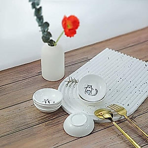 SOCOSY Super Cute Cat Ceramic Sauce Dish/Seasoning Dish/Sushi Soy Dipping Bowl/Appetizer Plates/Serving Dish for Kitchen Home(Set of 6)