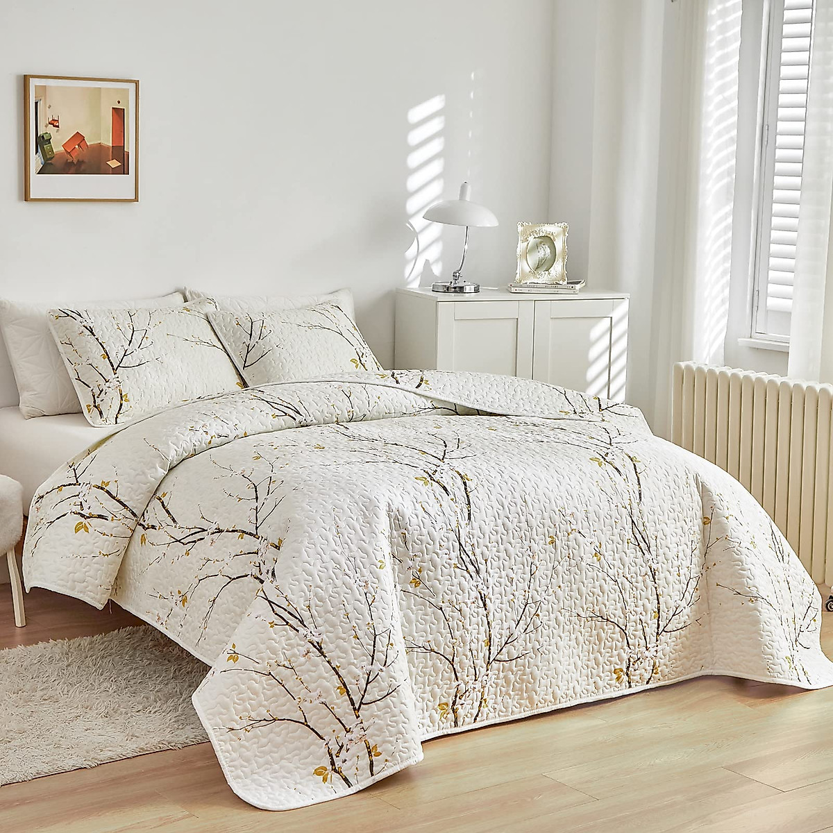 Quilt Set King Size Cream White with Black Branch Bedding Set 88x88 Soft Microfiber Lightweight Coverlet Bedspread Summer 3 Pc Bed Cover for (1 Quilt+ 2 Shams)