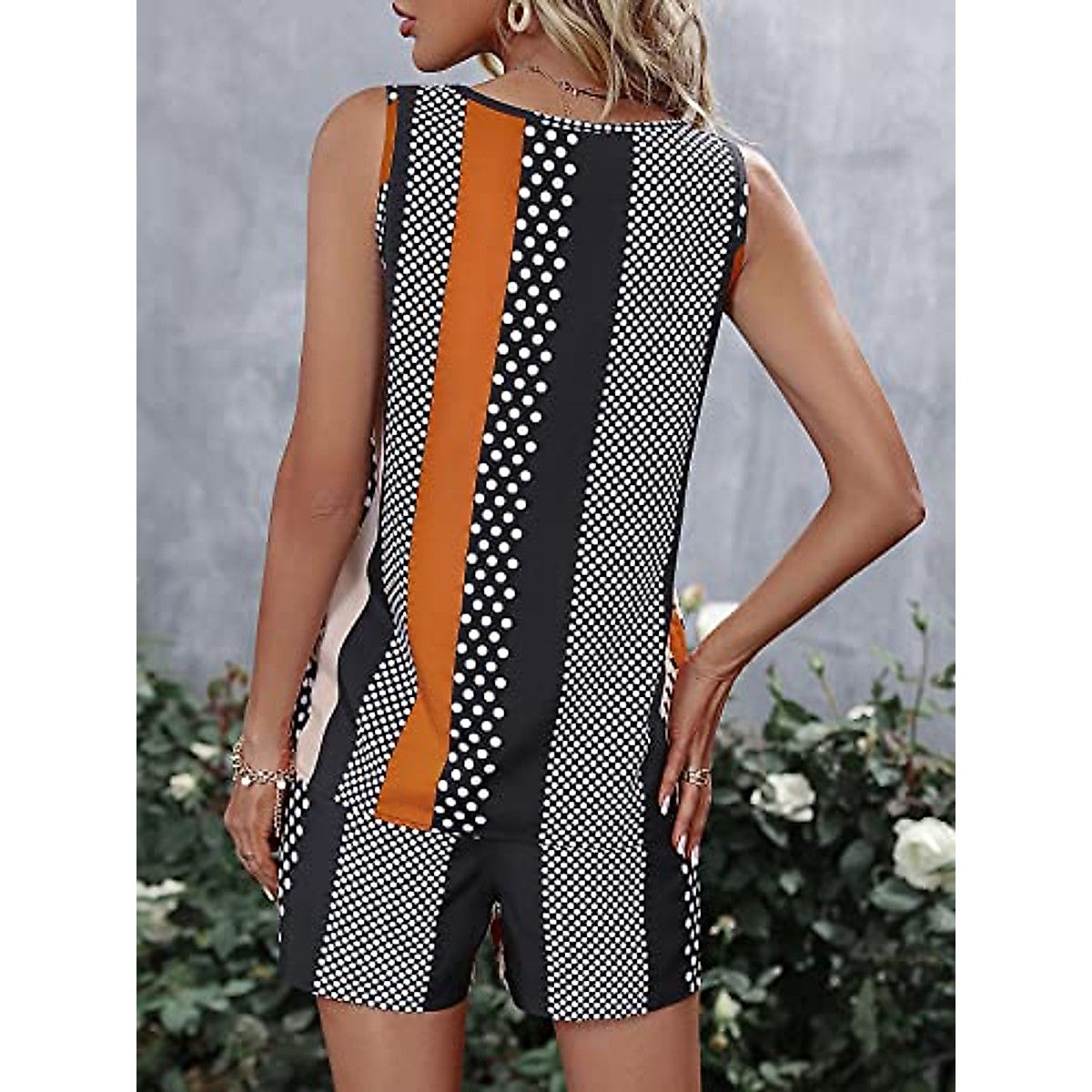 WDIRARA Women's Casual Camisole Two-Piece Outfits Summer Sleeveless V Neck Polka Dot Print Tank Top & Shorts Multicolor XL