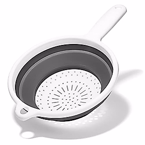 Silicone Colander Collapsible Colanders and Strainers - 2 Quart Pasta Food Strainer Kitchen Strainer with Handle