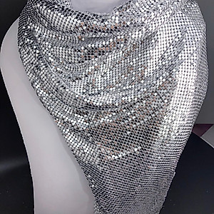 OQINGNA 45x40cm Sparkly Metal Mesh Fabric Chainmail Jewelry Metallic Cloth Sequined Craft Fabric Cuttable for Clothing Bag Making Party Shoes Decorations Accessories (Silver 45x40cm)