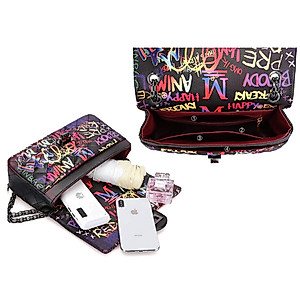 VOGUZY Fashion Quilted Handbags for Women Graffiti PU Crossbody Bags Shoulder Handbags Purse with Metal Chain Black Graffiti