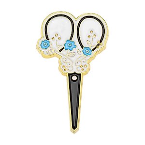 SING F LTD Scissors Shaped Magnetic Needle Keeper 4.4x2.4cm Embroidery Needle Picker Alloy Drop Glue Needle Aspirator for Sewing Embroidery Needlework Storage