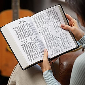 KJV Holy Bible, Giant Print Center-Column Reference Bible, Black Leather-look, 53,000 Cross References, Red Letter, Comfort Print: King James Version