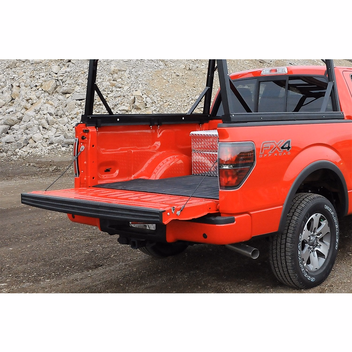 Dee Zee DZ86928 Heavyweight Bed Mat