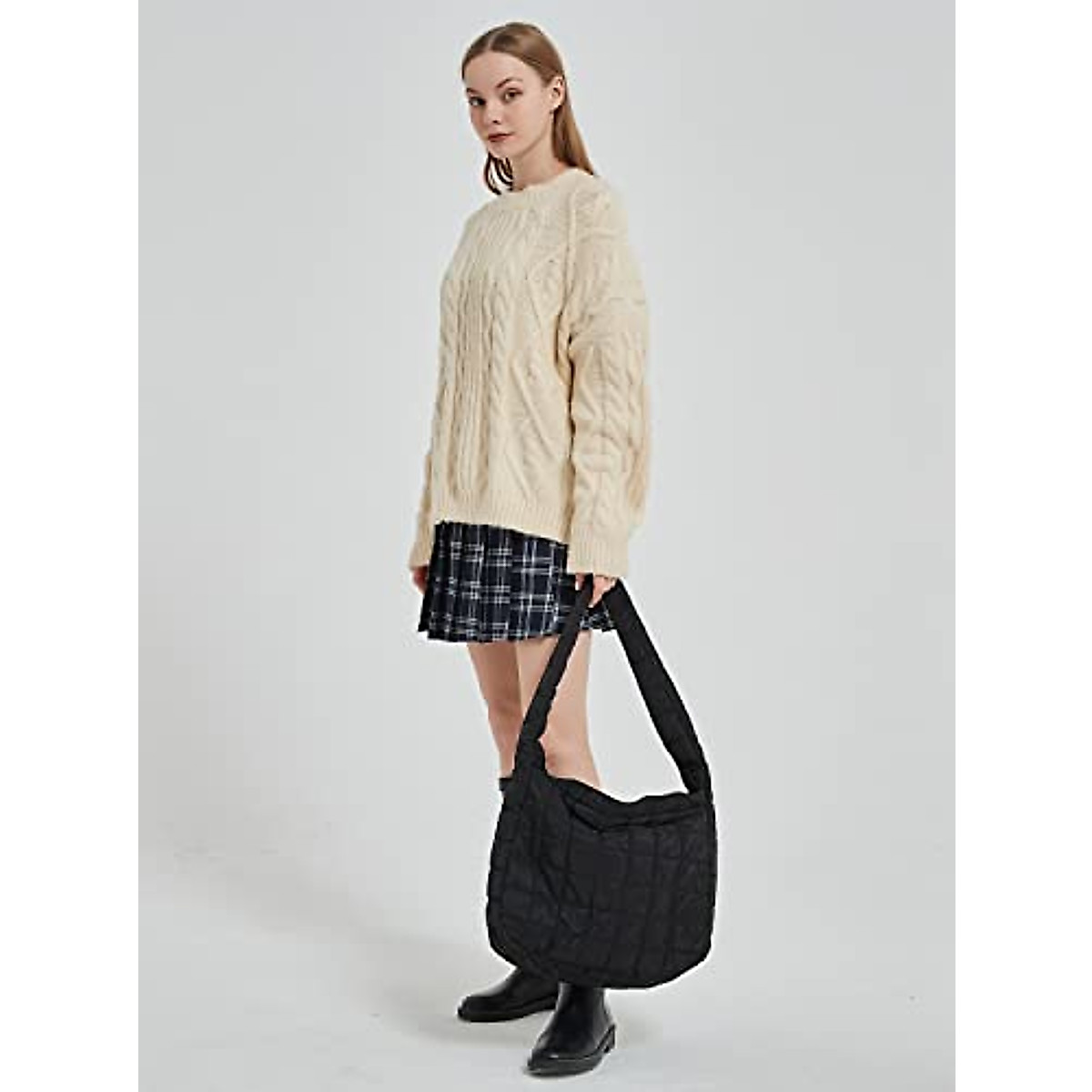 Women's Quilted Shoulder Bag Lightweight Tote Bag Soft Crossbody Bag Large Capacity Handbag Purse (black)