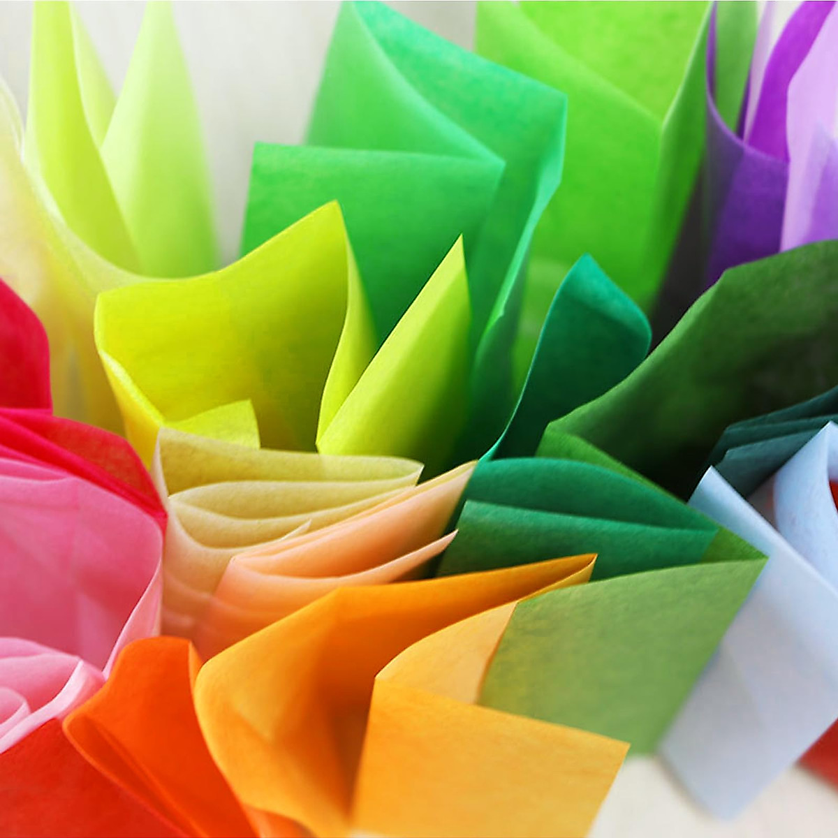 Ueerdand Gift Wrapping Tissue Paper for Packaging 105 Sheets Single-Sided Metallic Wrapping Craft Papers Bulk for DIY Artworks Flower Decoration (12 x 20 Inches, Brown)