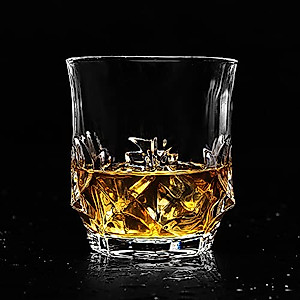 KANARS Whiskey Decanter Sets for Men, 25 Oz Liquor Decanter with 10 Oz Crystal Glasses in Luxury Box for Bourbon Scotch Rum Tequila Vodka, Whisky Gifts for Father's Day Birthday