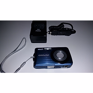 Nikon Coolpix S210 8MP Digital Camera with 3x Optical Zoom (Cool Blue)