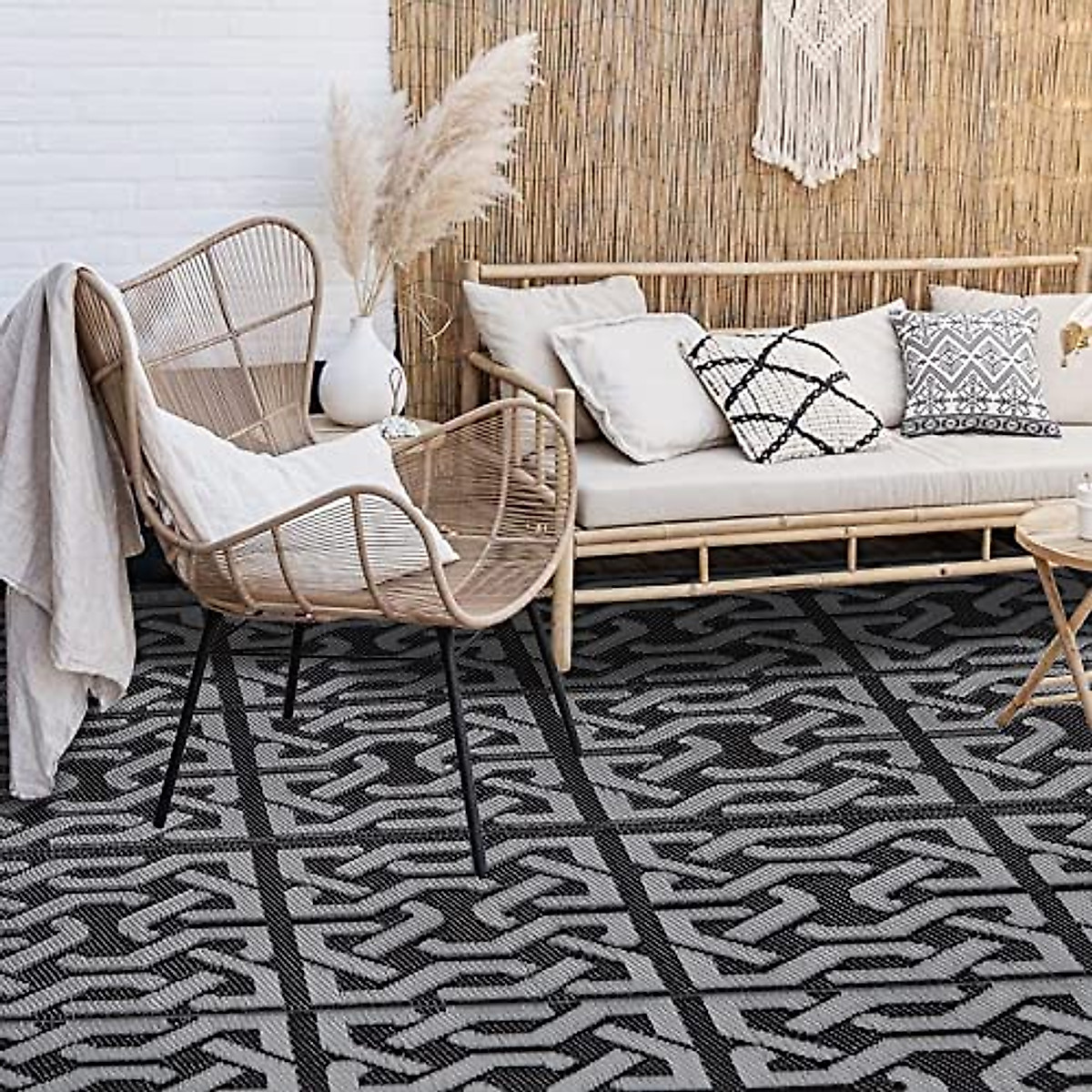 SAND MINE Reversible Mats, Plastic Straw Rug, Modern Area Rug, Large Floor Mat and Rug for Outdoors, RV, Patio, Backyard, Deck, Picnic, Beach, Trailer, Camping (5' x 8', Black & Grey)