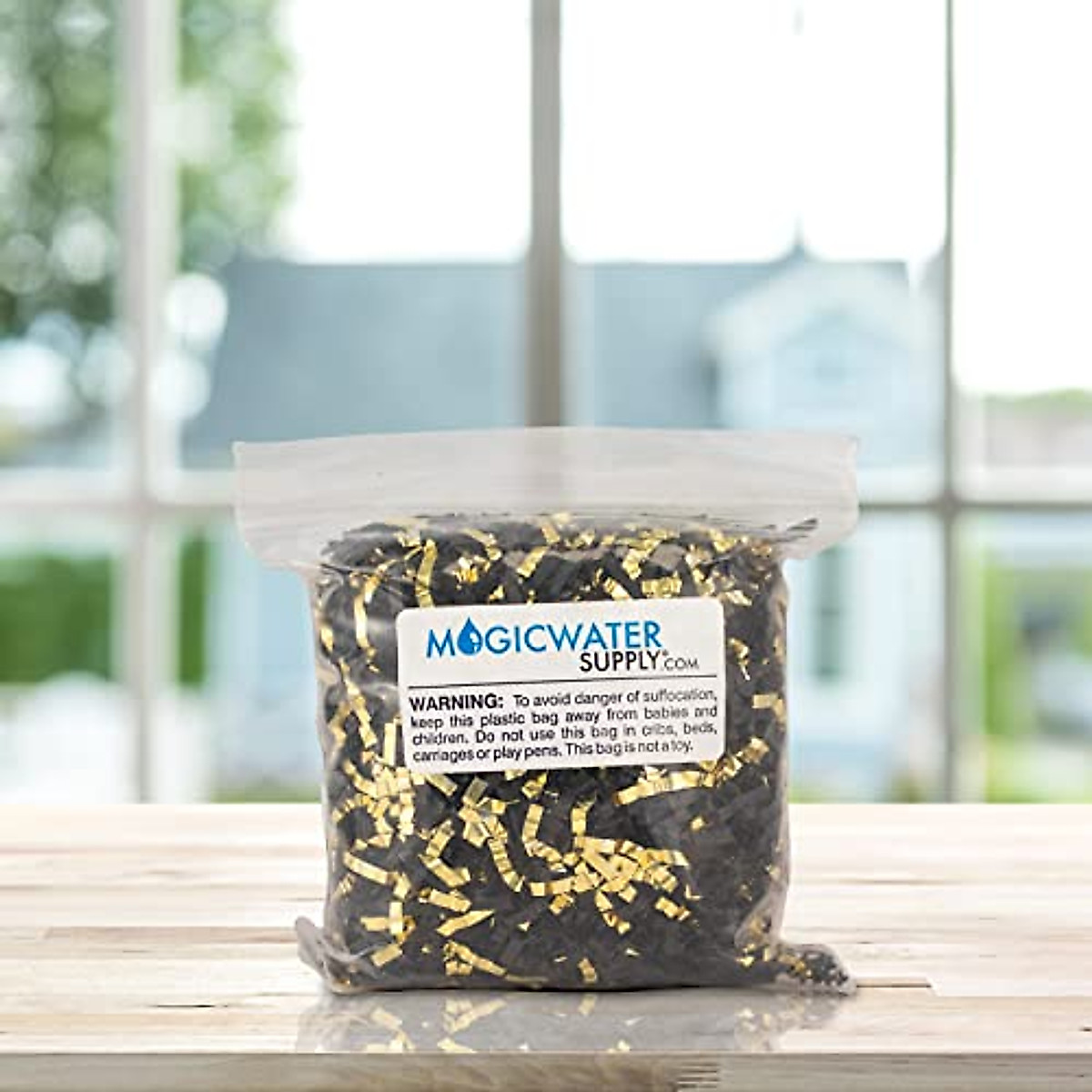 MagicWater Supply - 2 oz - Black & Gold - Crinkle Cut Paper Shred Filler great for Gift Wrapping, Basket Filling, Birthdays, Weddings, Anniversaries, Valentines Day, and other occasions