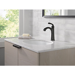 Delta Faucet Geist Matte Black Bathroom Faucet, Single Hole Bathroom Faucet Black, Black Bathroom Faucets for Sink 1 Hole, Bathroom Sink Faucet, Drain Assembly Included, Matte Black 15864LF-BL