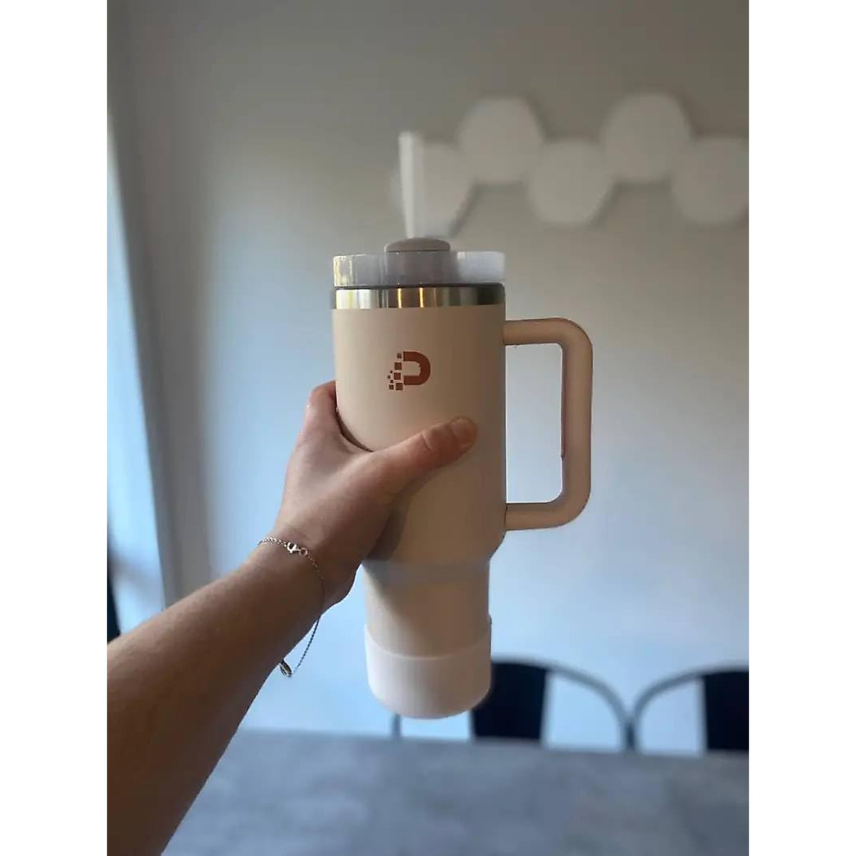 Acuewuja 40oz/1180ml Tumbler With Handle, Lid, Straw And Silicone Boot Reusable Double Wall Vacuum 18/8 Stainless Steel Coffee Travel Mug Portable Insulated Beer Cup (Rose Quartz)