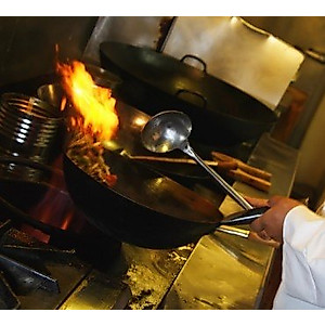 Sunrise 14 Inch Hong Kong Style Wok -Round Bottom + 18 inch lenghth Wok Ladle