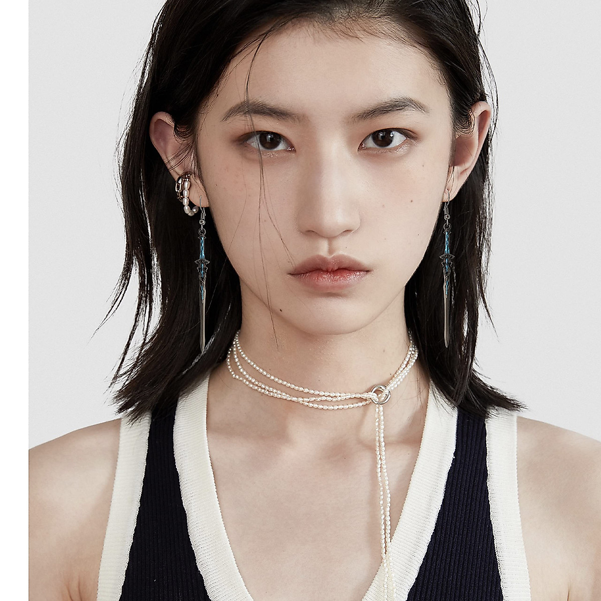 JIUIQL Unique Handmade Punk Retro Gothic Long Dagger Knife Sword Dangle Drop Earrings for Women Men Statement Jewelry Gifts (Gun Black)