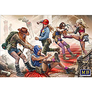 Master Box 35202-1/35 Desert Battle. Skull Clan New Amazons. Give it Back! This is My Booty! Post-Apocalyptic Series