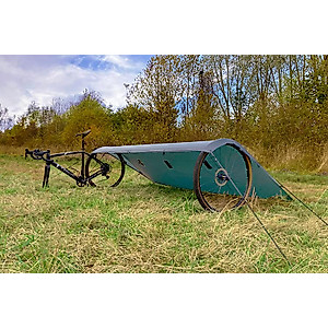 DD Hammocks - DD SuperLight Tarp S (9ft x 5ft) - 100% Waterproof Ripstop Nylon Compact Ultralight & Multifunctional Rainfly Tarp Tent Bivvi Cover for Camping Hiking Bikepacking & Day Shelter