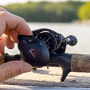 Piscifun Carbon XCS Baitcaster Reel, 5.5 oz Baitcasting Fishing Reel, 8.1:1 Gear Ratio & Dual Brake System Carbon Frame Smooth Casting Reel, Carbon Black Right Handed