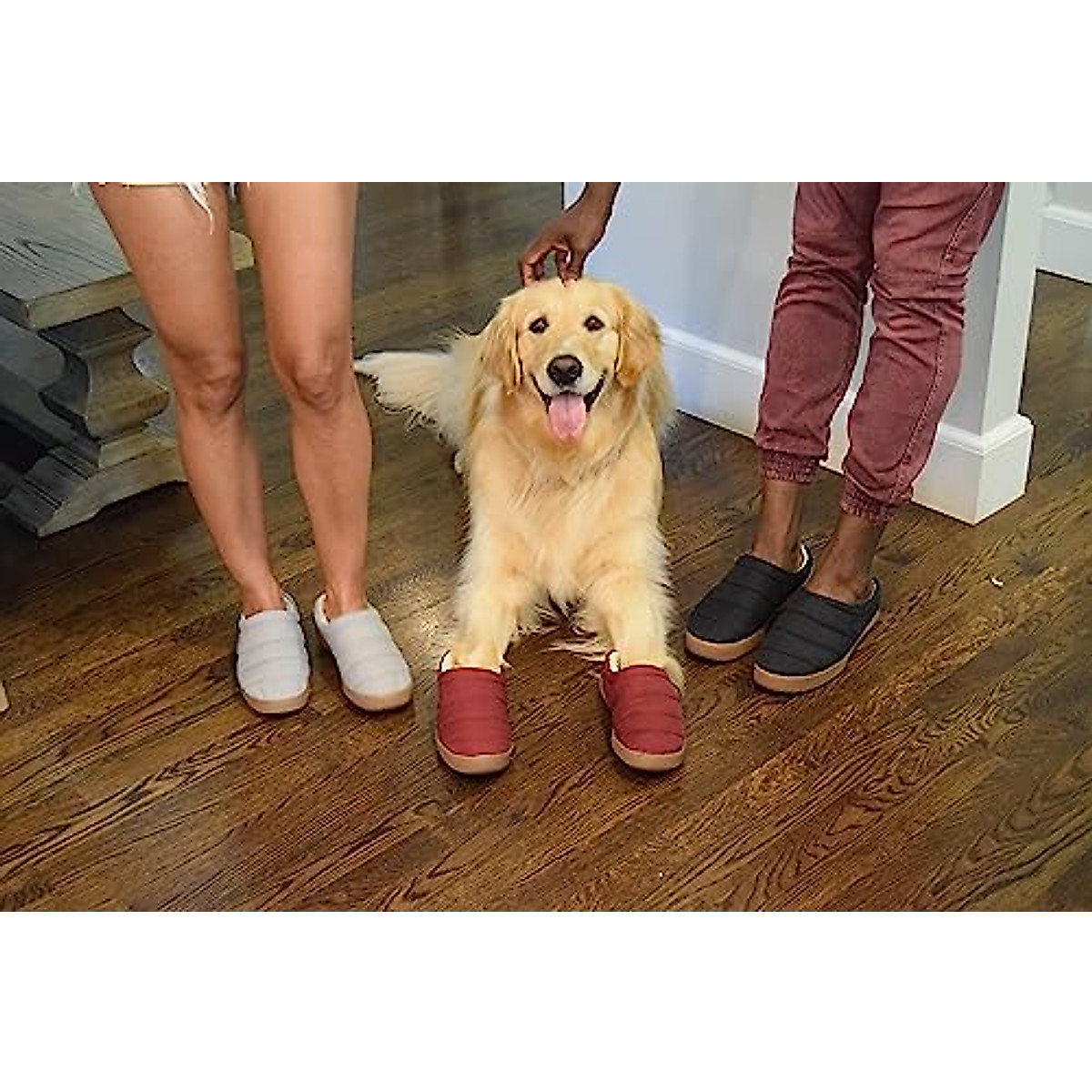 Dearfoams Women's Kendra Sport Lounge Memory Foam Clog Slipper, Black Nylon, Medium