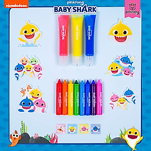 Baby Shark Bath Art Creations Play Set for Kids & Toddlers - Draw Washable Artwork During Bathtime or Shower Time - Dissolvable & Washable Paints, Crayons & Stickers for Kids Ages 3, 4, 5, 6