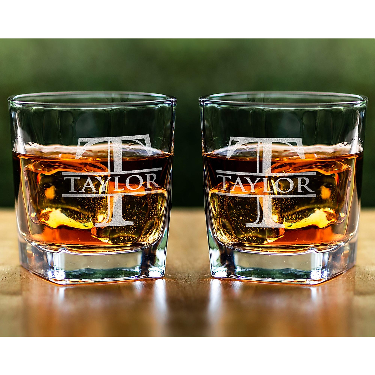 Custom Whiskey Decanter Set Bourbon for Men Groom Groomsmen Proposal Vintage Fathers Day Grandpa Grandma Anniversary Birthday Scotch Glasses Drinkware College Graduation Engraved Monogram