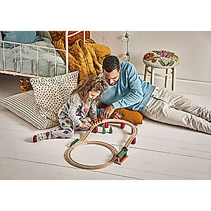 BRIO World 33424 - Classic Deluxe Railway Set - 25 Piece Wood Train Set with Accessories and Wooden Tracks for Kids Ages 2 and Up