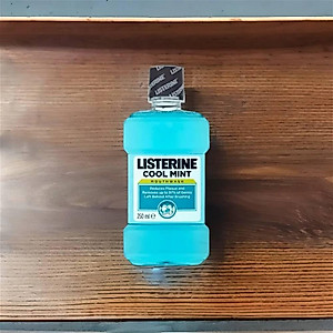 Listerine Mouthwash, Cool Mint, 250ml