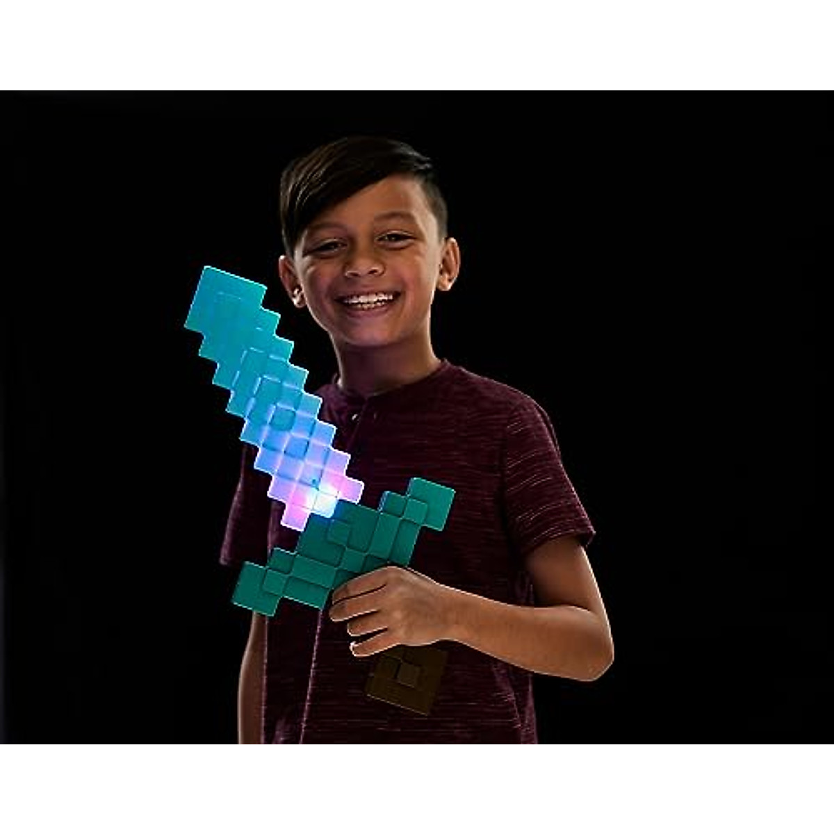 Mattel Minecraft Toys, Enchanted Diamond Sword with Lights & Sounds, Role-Play Gift for Kids
