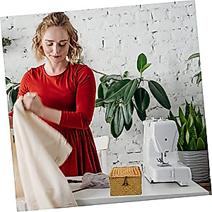 FAVOMOTO Straw Storage Basket Woven Basket with Lid Woven Storage Baskets Snack Container Hand- Woven Shelf Organizer Rattan Desktop Storage Bin Cosmetics Storage Basket Storage Box Child