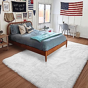 RUGTUDER Soft Area Rugs for Bedroom, 4x6 Feet, Fluffy Rug, Shag Carpet for Living Room Decor, Fuzzy Rug for Kids Baby Nursery Room, Furry Throw Rug for Girls Boys Dorm Room, Anti-Slip Rug, White