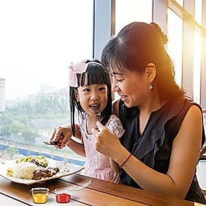 XINGLIAN 100 Pieces Plastic Souffle Cups, 1 OZ Disposable Clear Leak Proof Sauce Cup With Hinged Lid, Used for Various Sauces, Food Samples, Storage Crafts