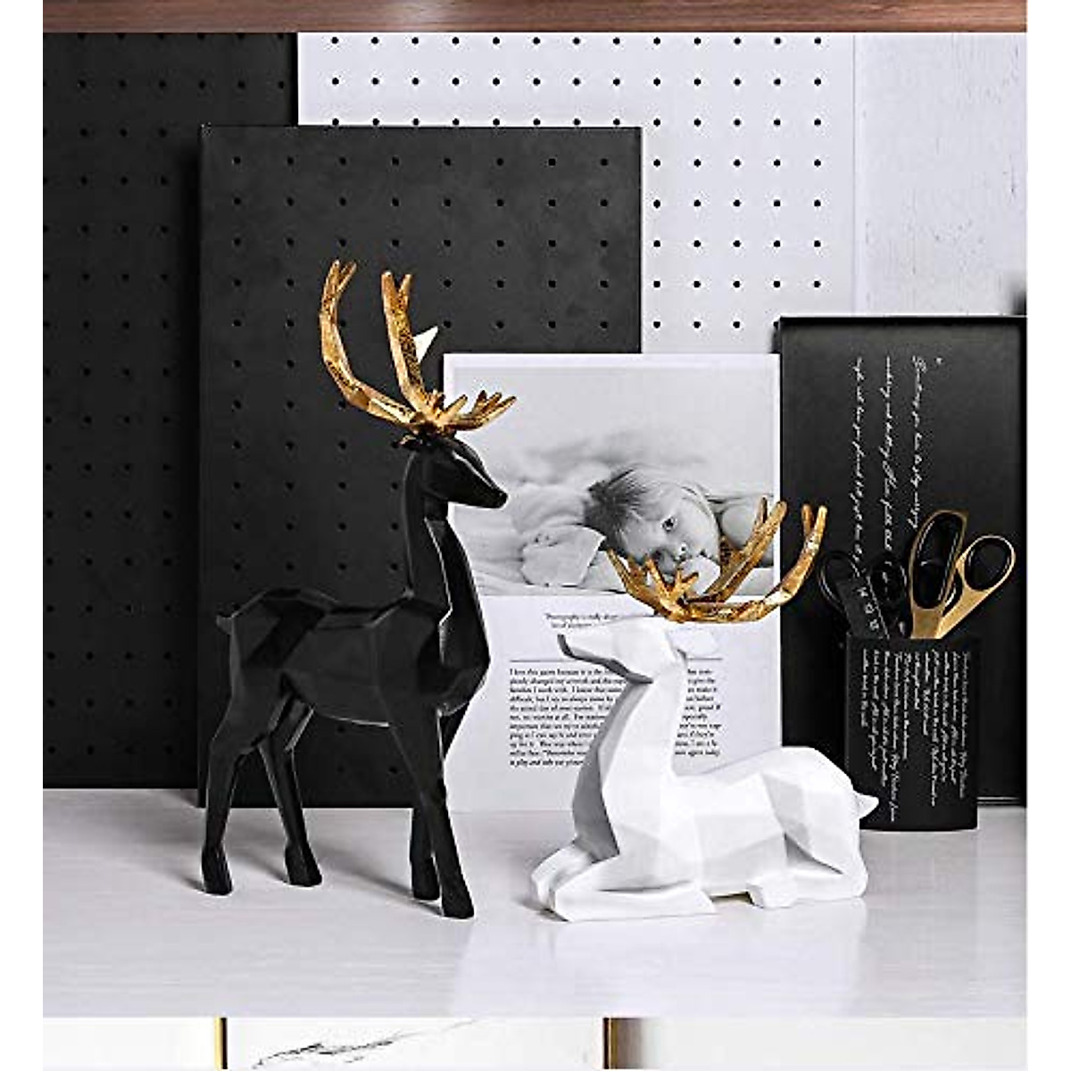 OUTASIGHT Nordic Style Origami Elk, Resin Sitting Standing Deer Statues, Reindeer Figurines, Ornaments Living Room TV Cabinet Wine Cabinet Gifts for Home Decoration (One Pair) (White)
